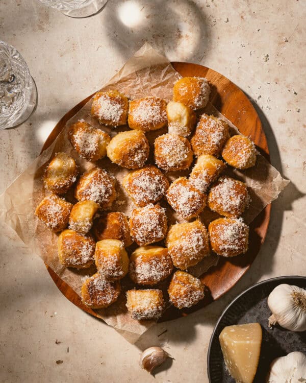Garlic Parmesan Pretzel Bites with Sourdough Discard - Make It Dough